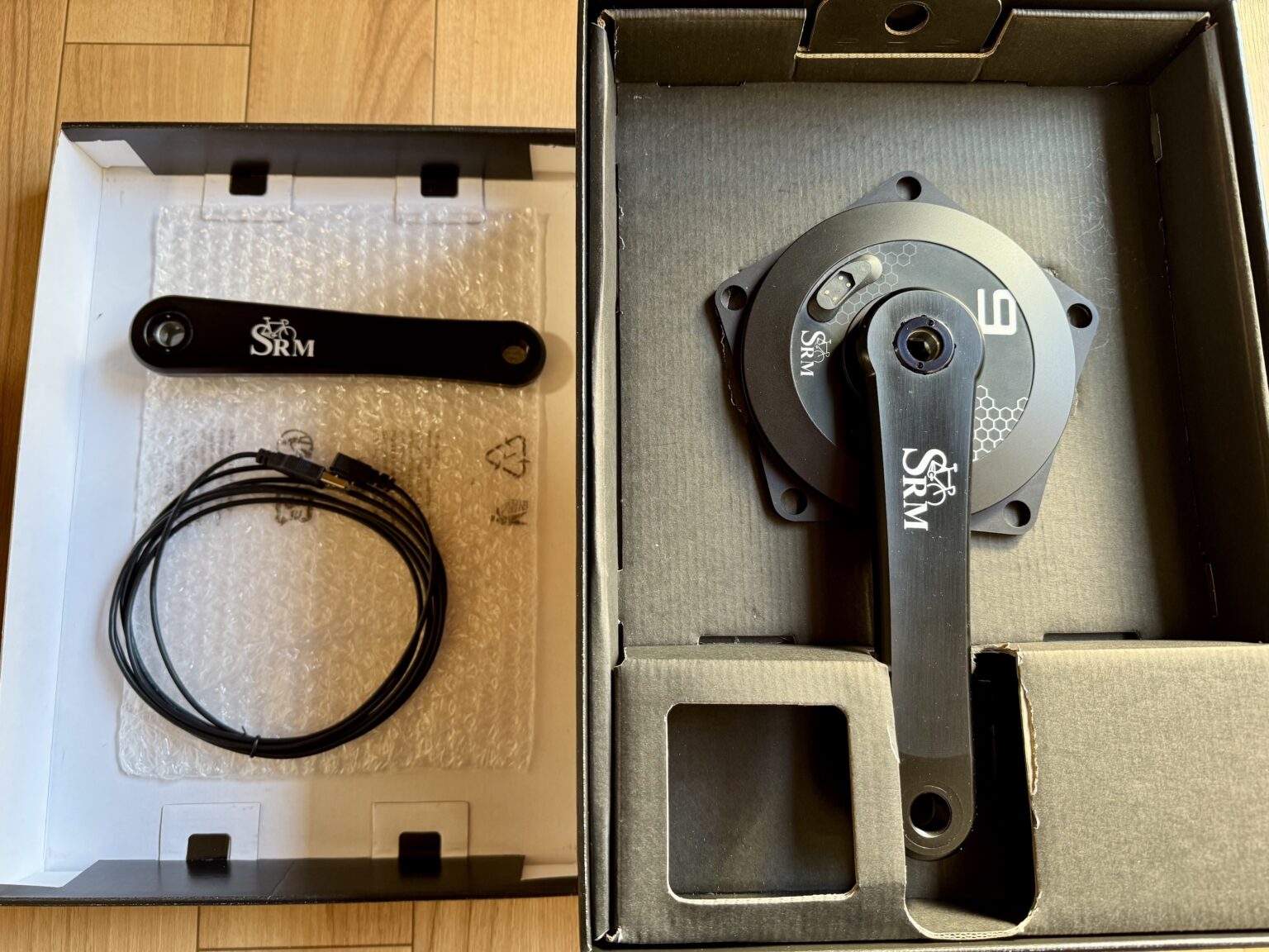 SRMの箱の中身は？ | SRM POWER SHOP | 世界最高のパワーメーター[SRM]の国内正規代理店